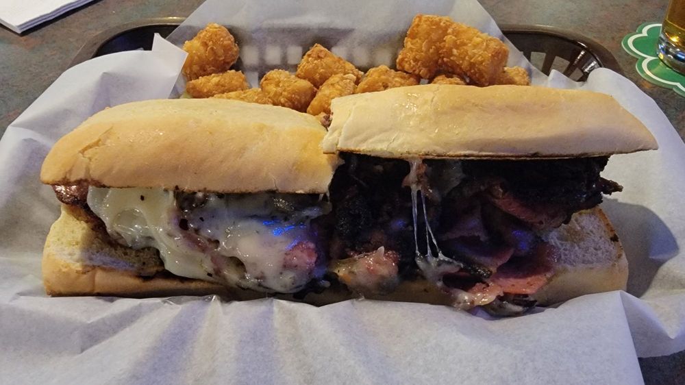 FAMOUS SAM’S - Updated May 2026 - 44 Photos & 69 Reviews - 8058 N ...