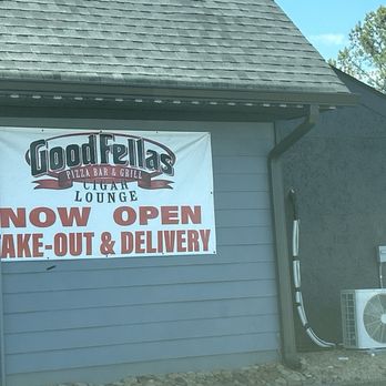 GOODFELLAS PIZZA BAR AND GRILL - Updated December 2025 - 70 Photos & 55 ...