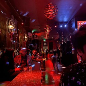 RAVEN BAR - 595 Photos & 661 Reviews - 1151 Folsom St, San Francisco ...