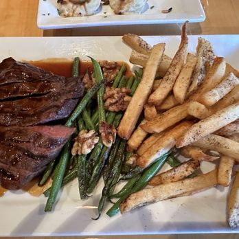 FEAST - Updated December 2024 - 604 Photos & 592 Reviews - 3719 E ...