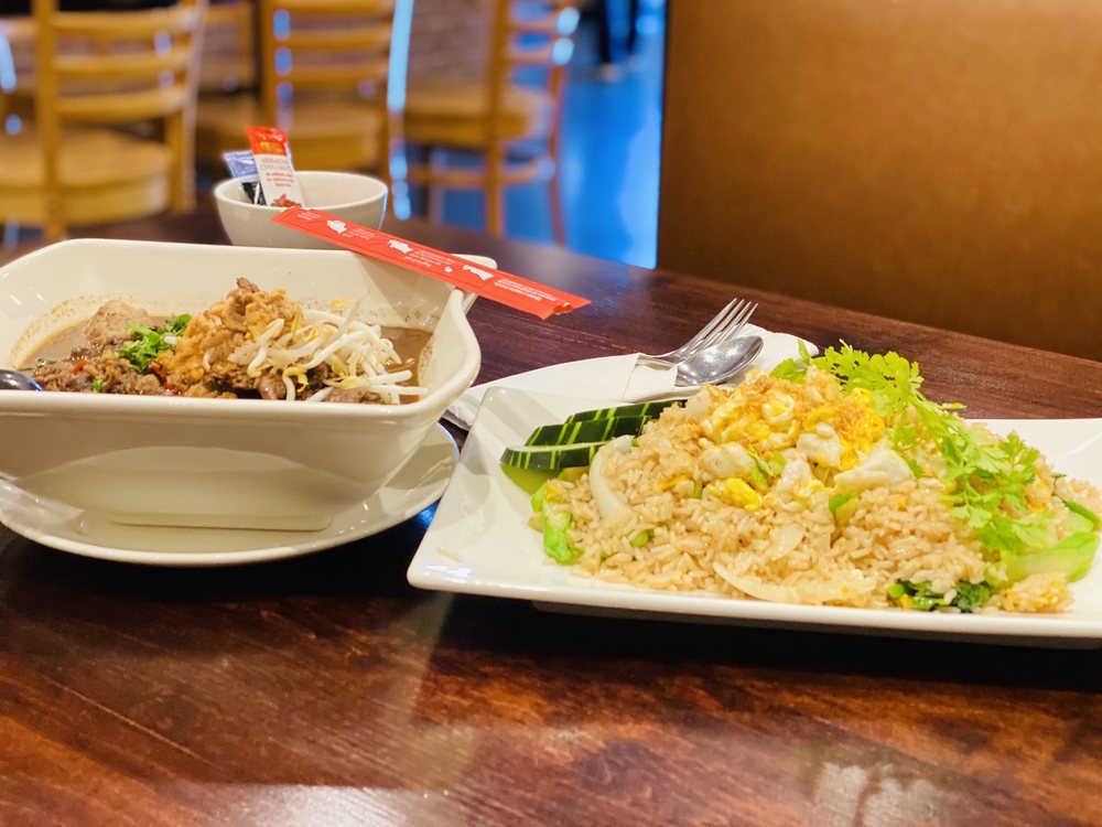 HUNSA THAI KITCHEN - 403 Photos & 225 Reviews - 4622 E Nasa Pkwy ...