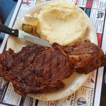 MODEL T INN - Updated December 2025 - 39 Photos & 18 Reviews - 555 ...