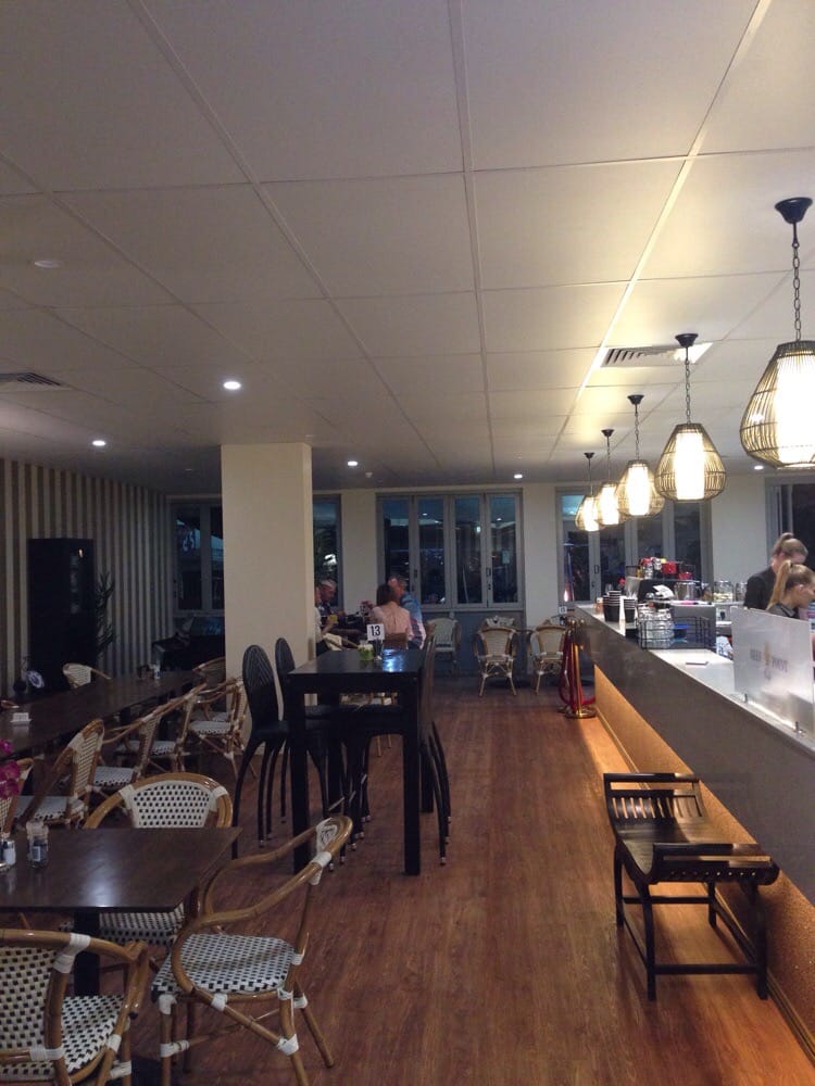 REEF POINT CAFE - Updated April 2024 - 75 Redcliffe Pde, Redcliffe ...