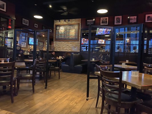 RUSTY BUCKET RESTAURANT & TAVERN - 94 Photos & 116 Reviews - 4109 N ...