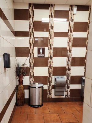 SPEEDWAY - Updated December 2025 - 20 Photos - 1790 N Fabens Road ...