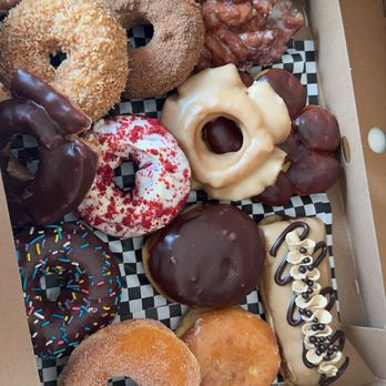 CARL’S DONUTS - Updated July 2025 - 929 Photos & 411 Reviews - 3170 E ...