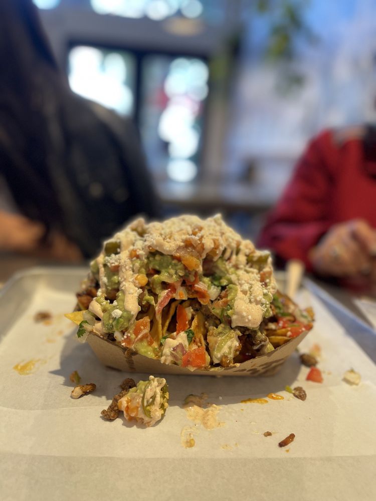 NACHO BIZNESS - Updated July 2025 - 496 Photos & 555 Reviews - 470 ...