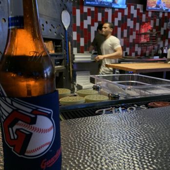 PIZZA 216 - Updated August 2024 - 288 Photos & 394 Reviews - 401 Euclid ...