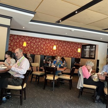 RIS - Updated October 2025 - 424 Photos & 532 Reviews - 2275 L St NW ...