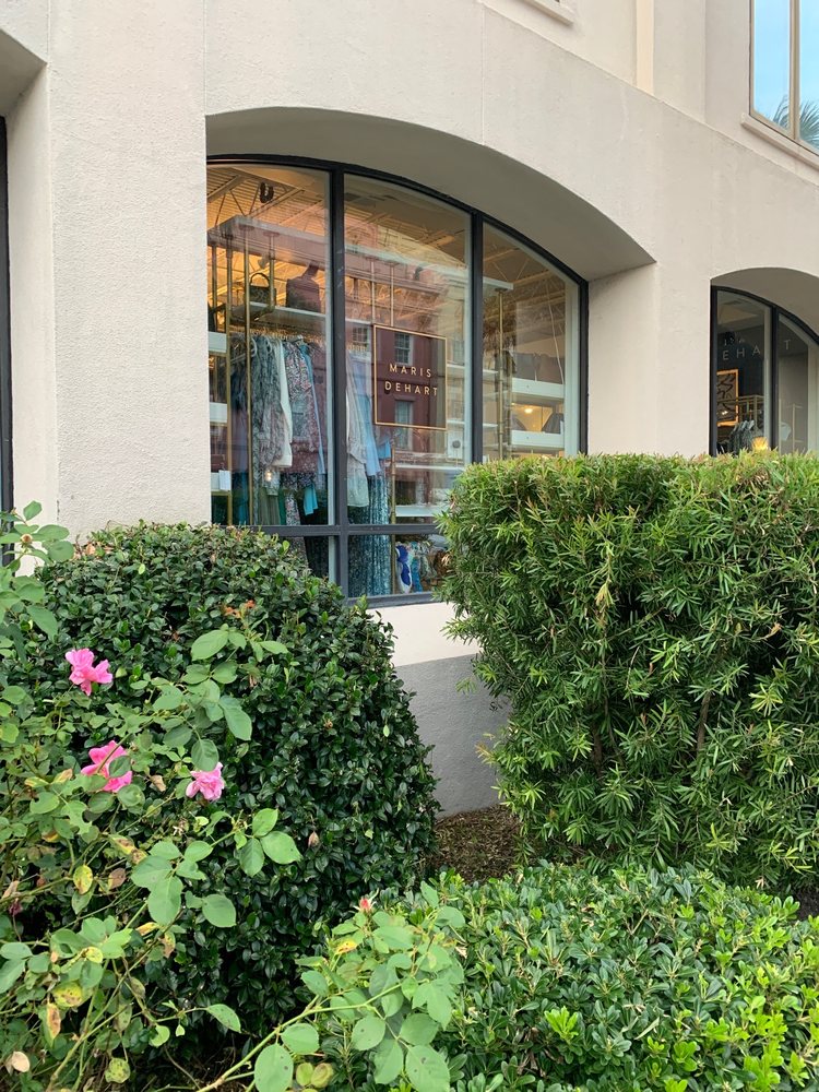 MARIS DEHART - Updated October 2025 - 14 Reviews - 32 Vendue Range ...