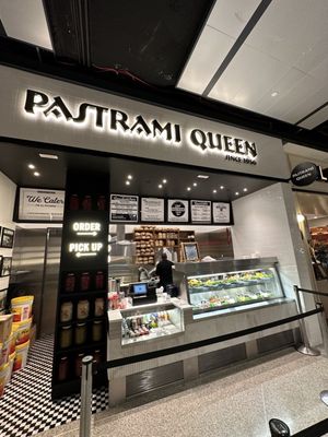 PASTRAMI QUEEN - Updated January 2025 - 48 Photos & 19 Reviews - 421 ...