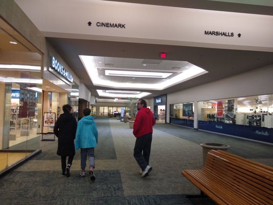 MEADOWBROOK MALL - Updated June 2026 - 13 Photos & 11 Reviews - 2399 ...