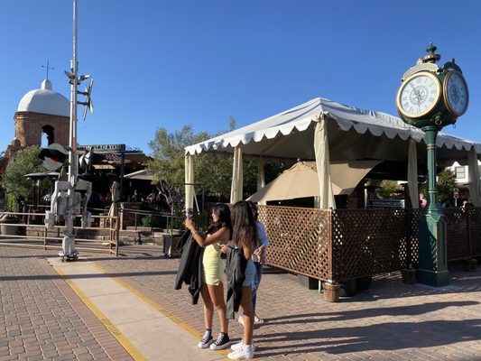 LOS RIOS PARK - Updated 05/2025 - 28 Photos - Paseo Adelanto, San Juan ...