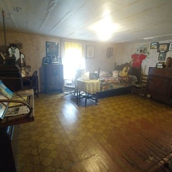 LORETTA LYNN’S HOMEPLACE BUTCHER HOLLER - Updated October 2025 - 25 ...