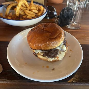 SUNNYGUN - Updated January 2026 - 28 Photos & 13 Reviews - 664 W Lake ...