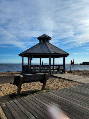 ISLIP TOWN BEACH - Updated November 2025 - 34 Photos - 600 S Bay Ave ...