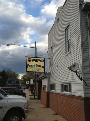 PEG & DOC’S SPORTS BAR & GRILL - Updated January 2026 - 15 Reviews ...