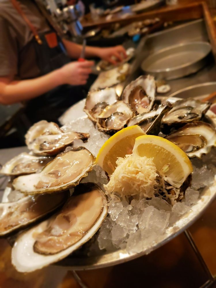 PEARL DIVER - 1180 Photos & 626 Reviews - 100 Adelaide Street E ...