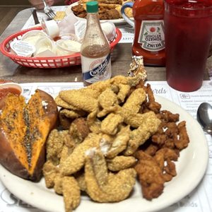 THE CATFISH PLACE - 363 Photos & 303 Reviews - 2324 13th St, Saint ...