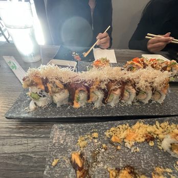 ANIKI’S SUSHI - Updated January 2025 - 4310 Photos & 2445 Reviews ...