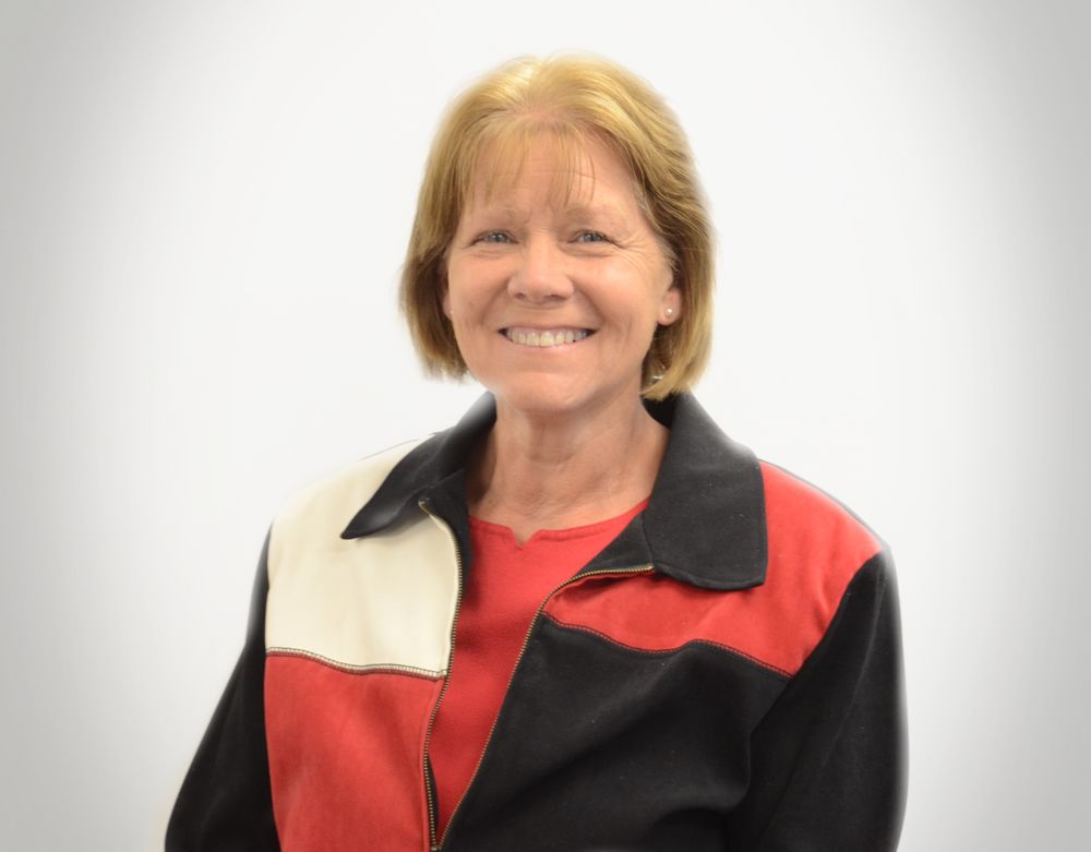 DONNA RAVEN - RE/MAX CITY - Updated July 2024 - 16 Photos - 7020 W ...