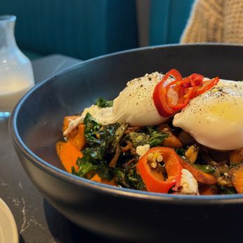 DISTRICT KITCHEN - ANDERSON LANE - Updated September 2024 - 492 Photos ...