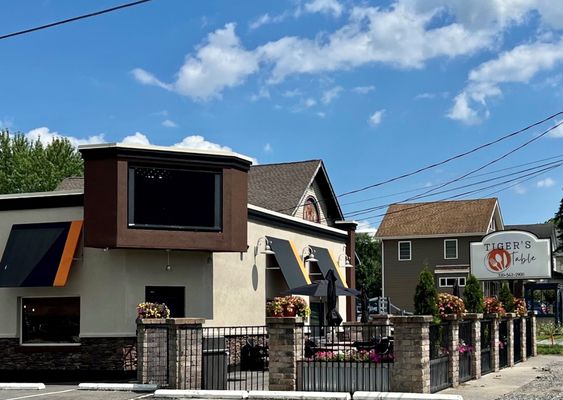 TIGER’S TABLE - Updated December 2024 - 23 Photos - 10499 Main St, New ...