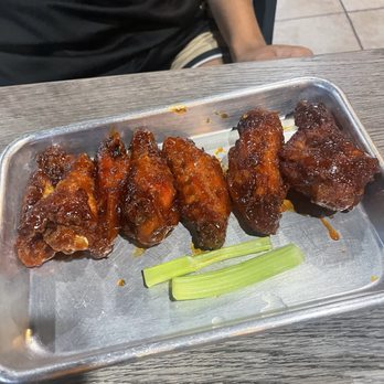 AXO - Updated December 2025 - 207 Photos & 102 Reviews - 4 N White ...