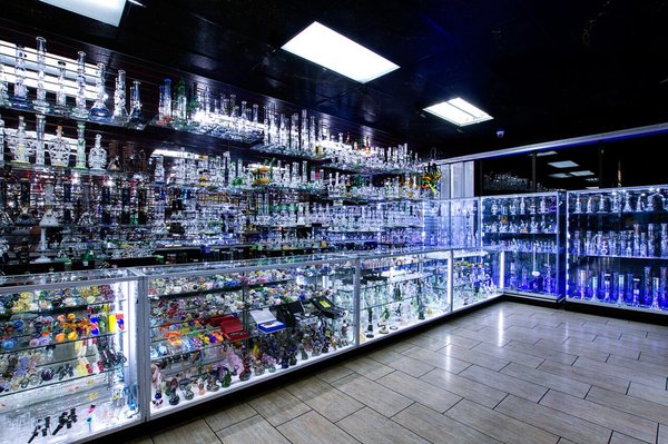 JERRY’S SMOKE SHOP - Updated February 2026 - 30 Photos - 2625 East ...