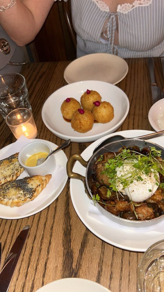 BALVANERA - Updated July 2025 - 586 Photos & 347 Reviews - 152 Stanton ...