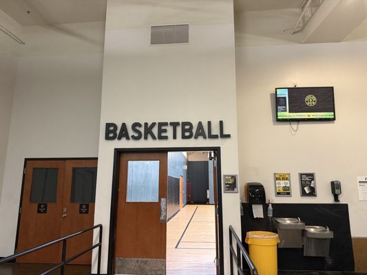 GOLD’S GYM - AUSTIN HESTER’S CROSSING - Updated June 2026 - 36 Photos ...