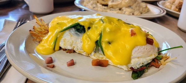 KOZY NUK CAFE - Updated December 2025 - 30 Photos & 30 Reviews - 214 W ...