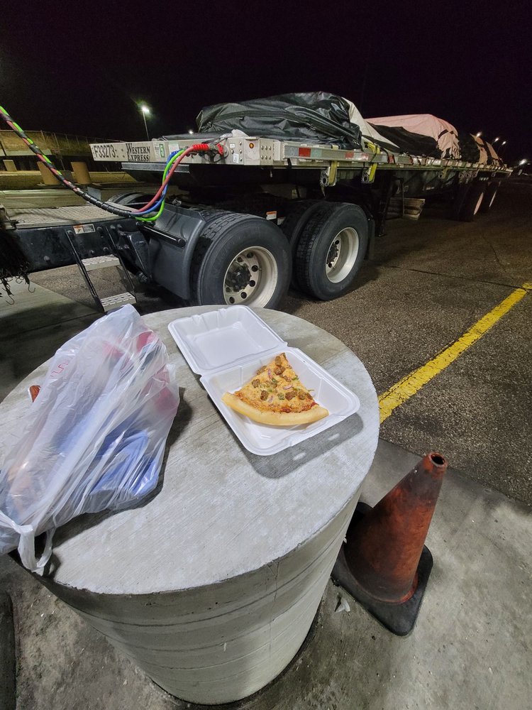 ROAD RANGER - Updated June 2025 - 11 Reviews - 2762 County Hwy N ...