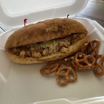 SMACKY’S ON BROADWAY - Updated July 2024 - 143 Photos & 200 Reviews ...