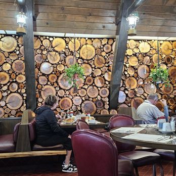 COUNTRY WAY - Updated January 2025 - 2814 Photos & 2796 Reviews - 5325 ...