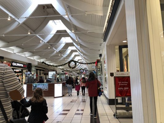AUBURN MALL - 41 Photos & 32 Reviews - Shopping Centers - 385 ...