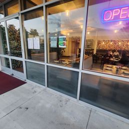 MAPLE PINE BREAKFAST & THAI KITCHEN - Updated May 2026 - 122 Photos ...