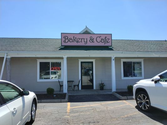SUGAR MOMMA’S BAKERY & CAFE - Updated May 2026 - 77 Photos & 68 Reviews ...