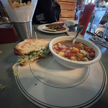 BERRY FIELDS CAFE - 195 Photos & 327 Reviews - 201 S Pearl St ...