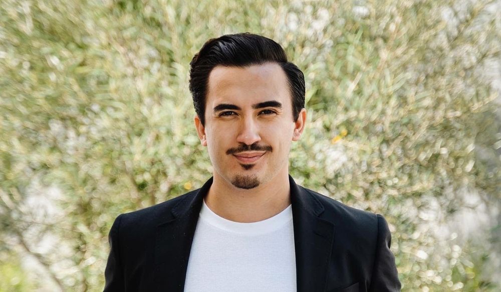 CHRIS SHAHINIAN - THE AGENCY - Updated October 2024 - Contact Agent ...