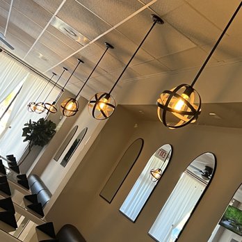 PARKWAY BISTRO - Updated August 2024 - 197 Photos & 98 Reviews - 2126 ...