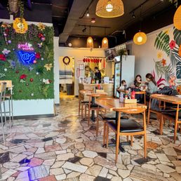 DA LOCAL BOY - Updated January 2026 - 272 Photos & 131 Reviews - 320 ...