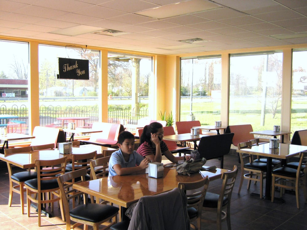 COLISEUM DONUTS - Updated December 2025 - 16 Photos & 19 Reviews - 1530 ...