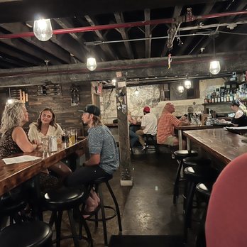 HOGWASH WHISKEY DEN - Updated November 2024 - 177 Photos & 160 Reviews ...