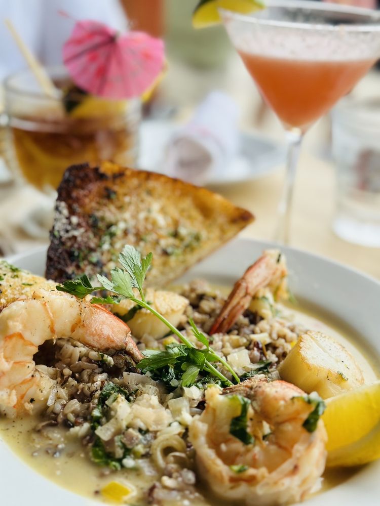 FLY ‘N’ FISH OYSTER BAR & GRILL - 1335 Photos & 1101 Reviews - 2304 W ...