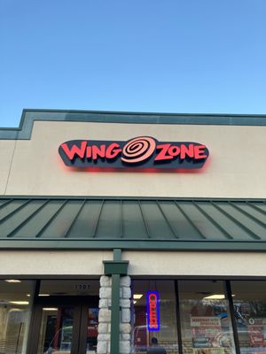 WING ZONE - Updated March 2025 - 19 Photos & 19 Reviews - 3505 Poplar ...