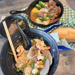 BLUE MONKEY CAFE & RESTAURANT - Updated January 2026 - 1793 Photos ...