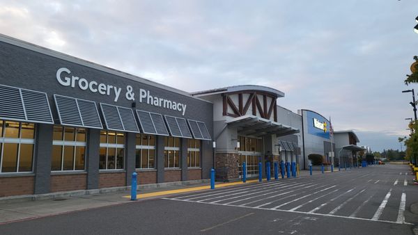 WALMART SUPERCENTER - 71 Photos & 143 Reviews - 7001 Bridgeport Way W ...