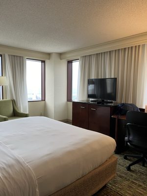 CLEVELAND MARRIOTT DOWNTOWN AT KEY TOWER - Updated October 2025 - 300 ...
