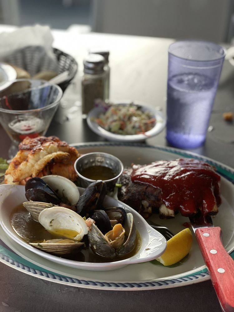 THE BOATHOUSE ON NAPLES BAY - 246 Photos & 413 Reviews - 990 Broad Ave ...